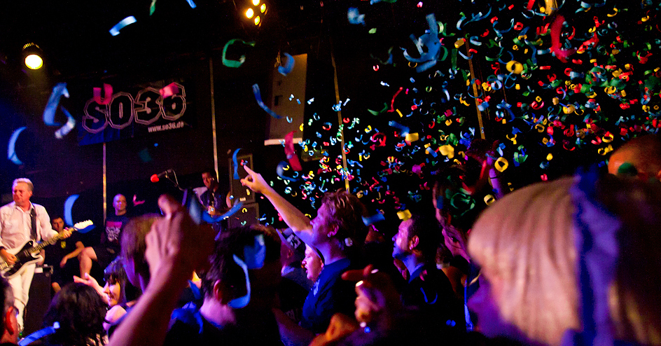 12 Tips on How to Throw A Great House Party - Cairo Gossip